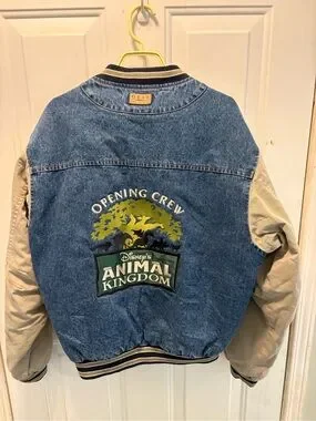 Disney | Jackets & Coats | Authentic Vintage 998 Disney Animal Kingdom ...